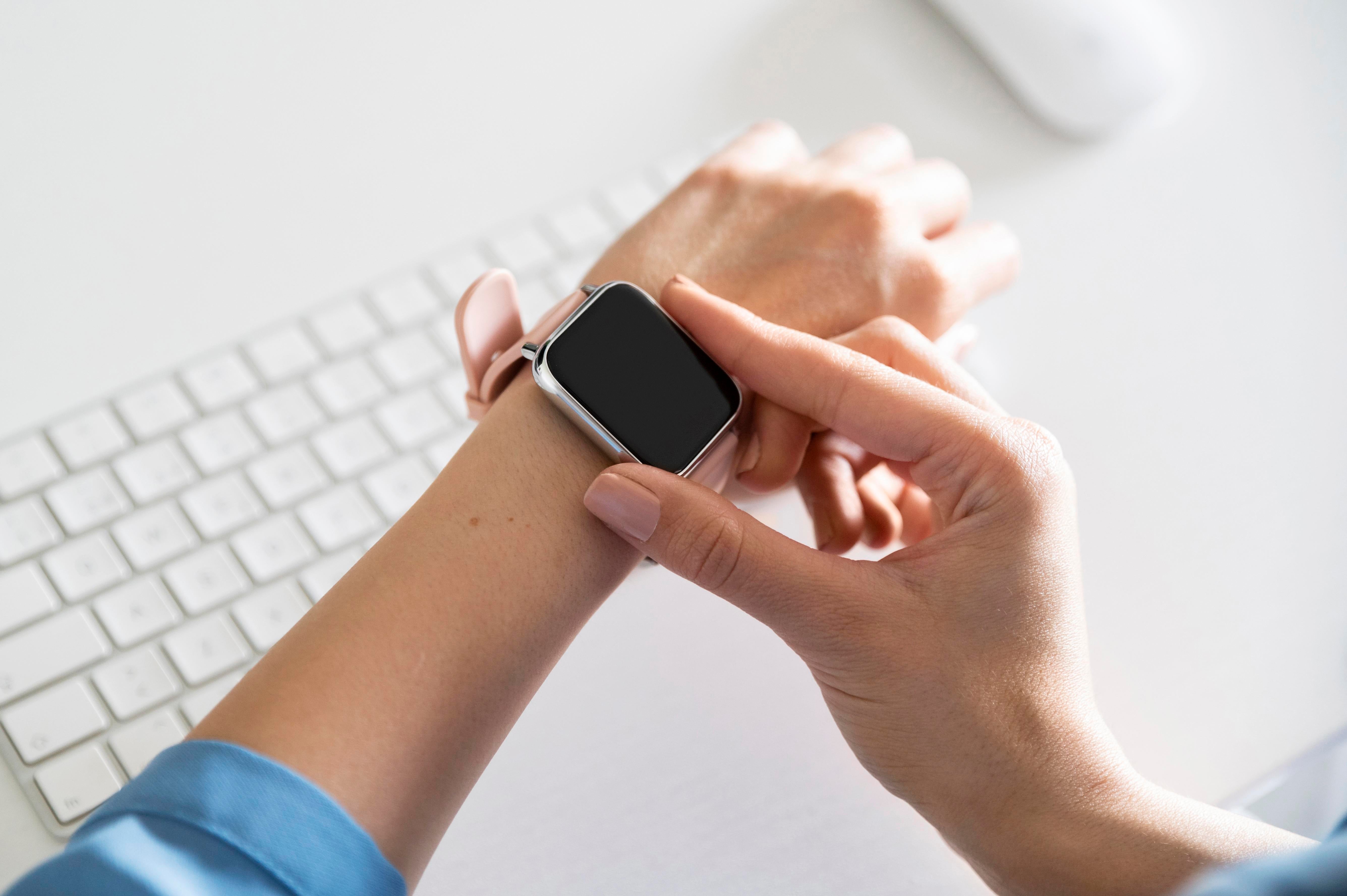 Top 5 Reasons Why Your Smartwatch Needs a Tempered Glass Screen Protec ...